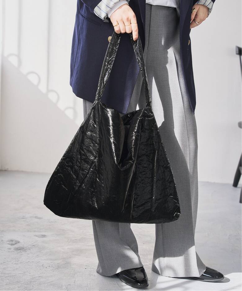 ACOC/アコック PADDED LARGE HOPPER BAG（ショルダーバッグ）｜LE TALON（ル タロン）の通販｜BAYCREW ...