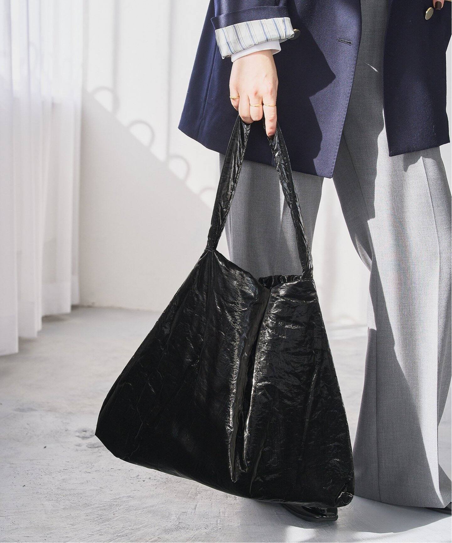 ACOC/アコック PADDED LARGE HOPPER BAG（ショルダーバッグ）｜LE TALON（ル タロン）の通販｜BAYCREW ...