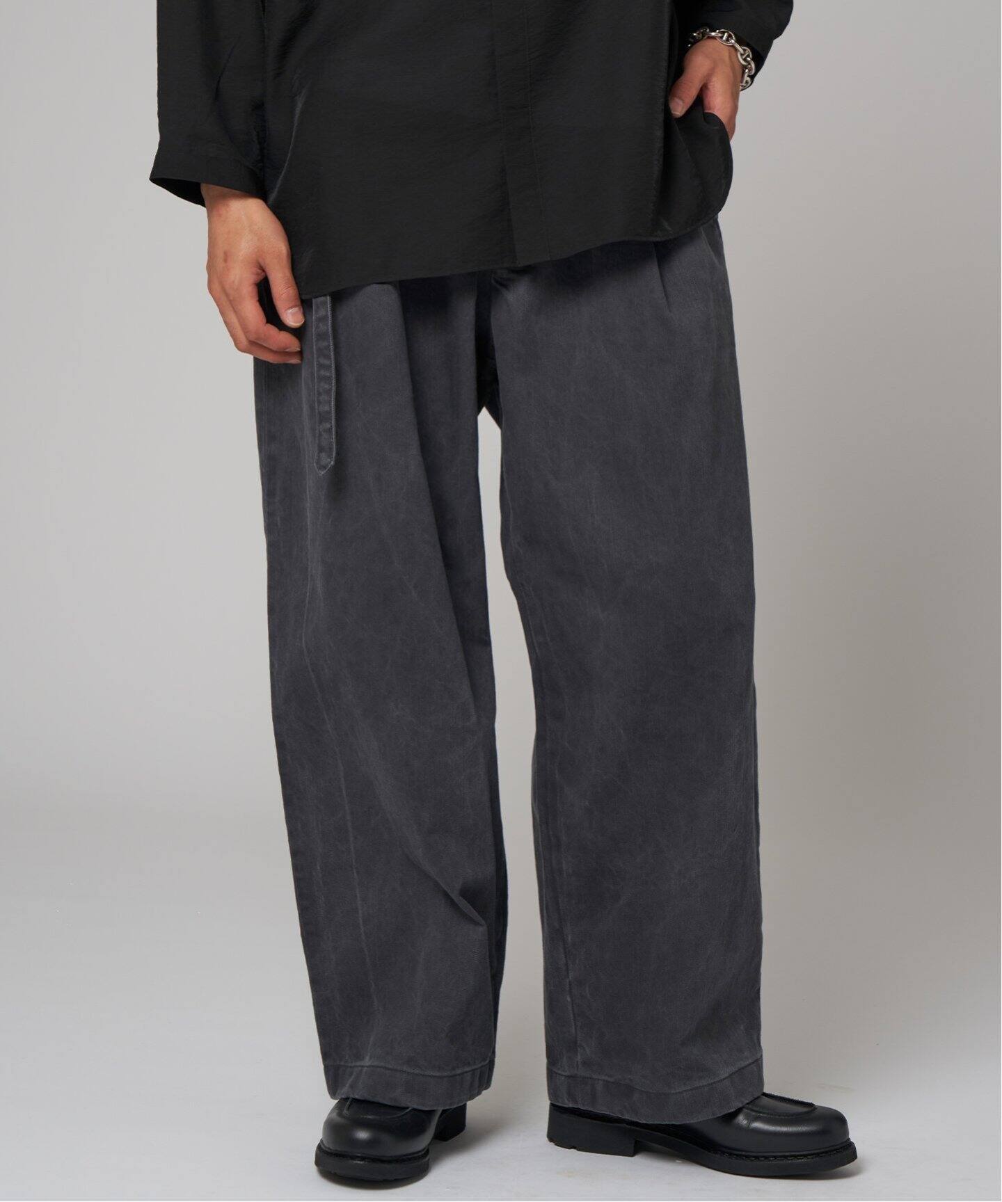 フェード ベルテッド トラウザー（デニムパンツ・ジーンズ）｜EDIFICE