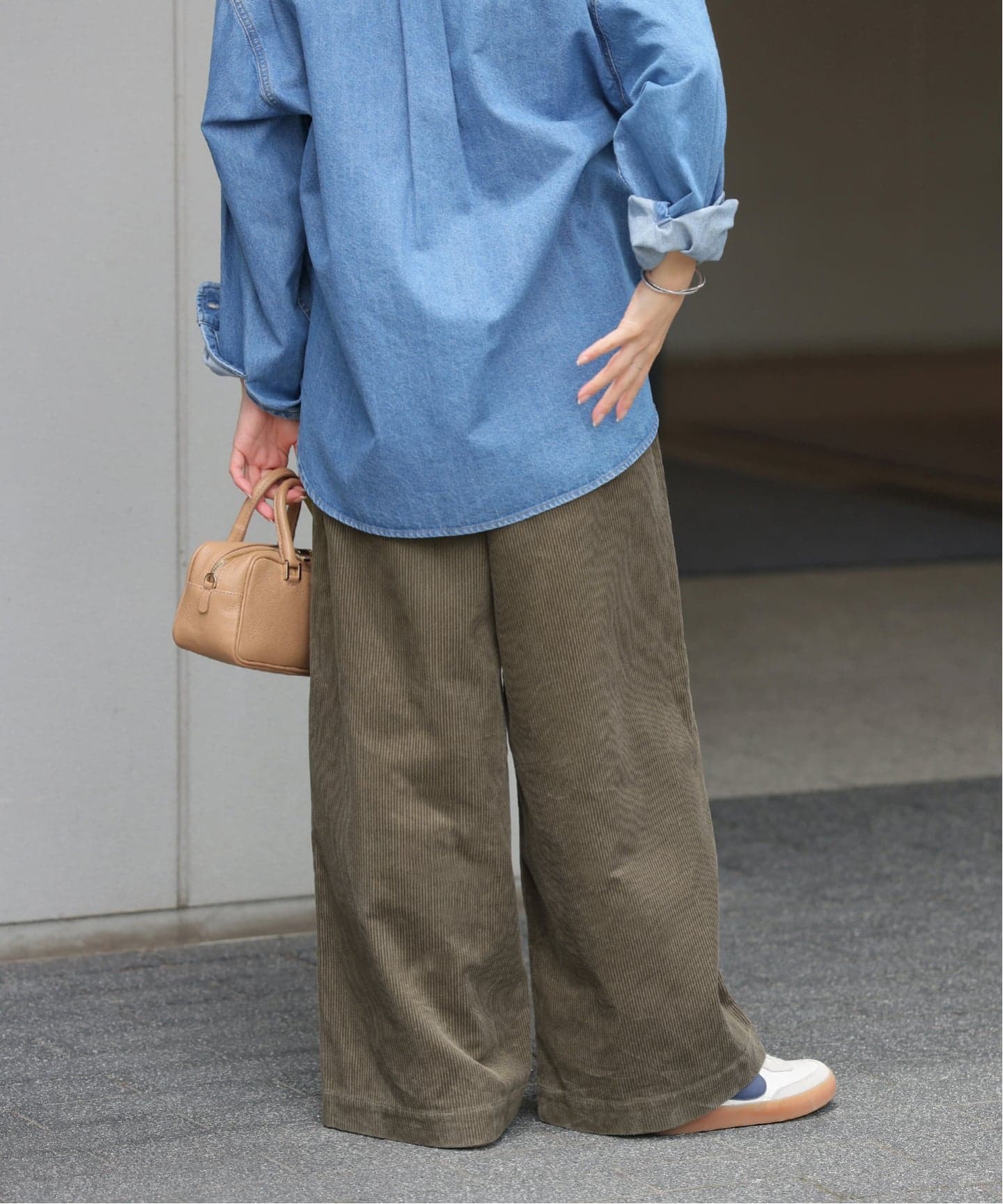 コットンコーデュロイイージーワイド（その他パンツ）｜JOURNAL