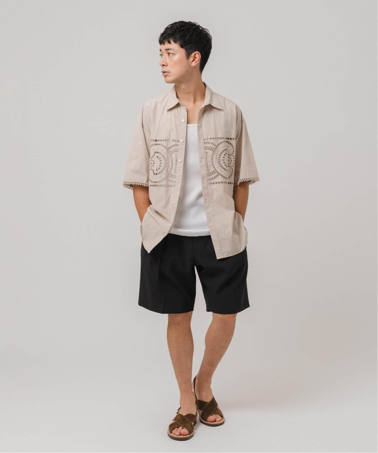 シャンタン ベルテッド 2プリーツ ショーツ（ショート・ハーフパンツ