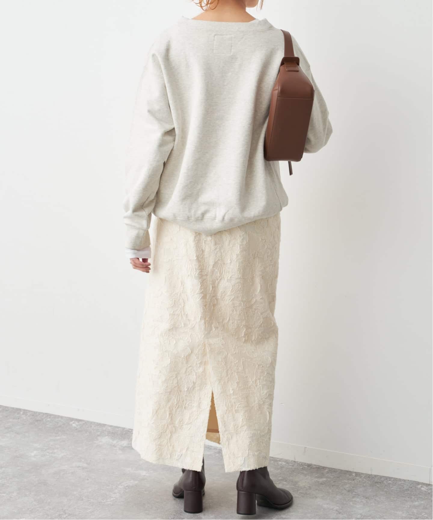 フラワージャガードストレートスカート（ロング・マキシ丈スカート