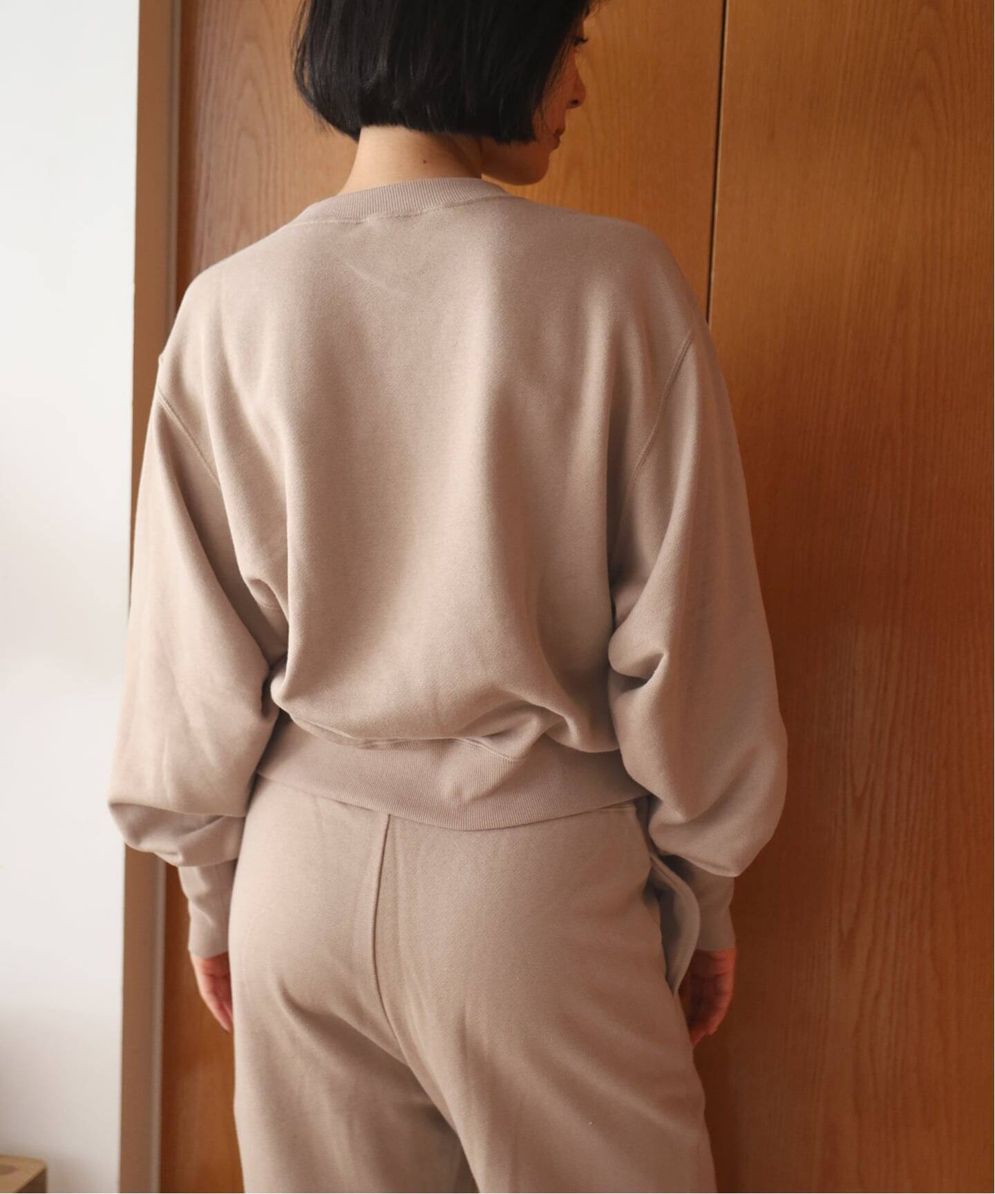 セカンドスキンスウェットプルオーバー（スウェット）｜EMILY WEEK