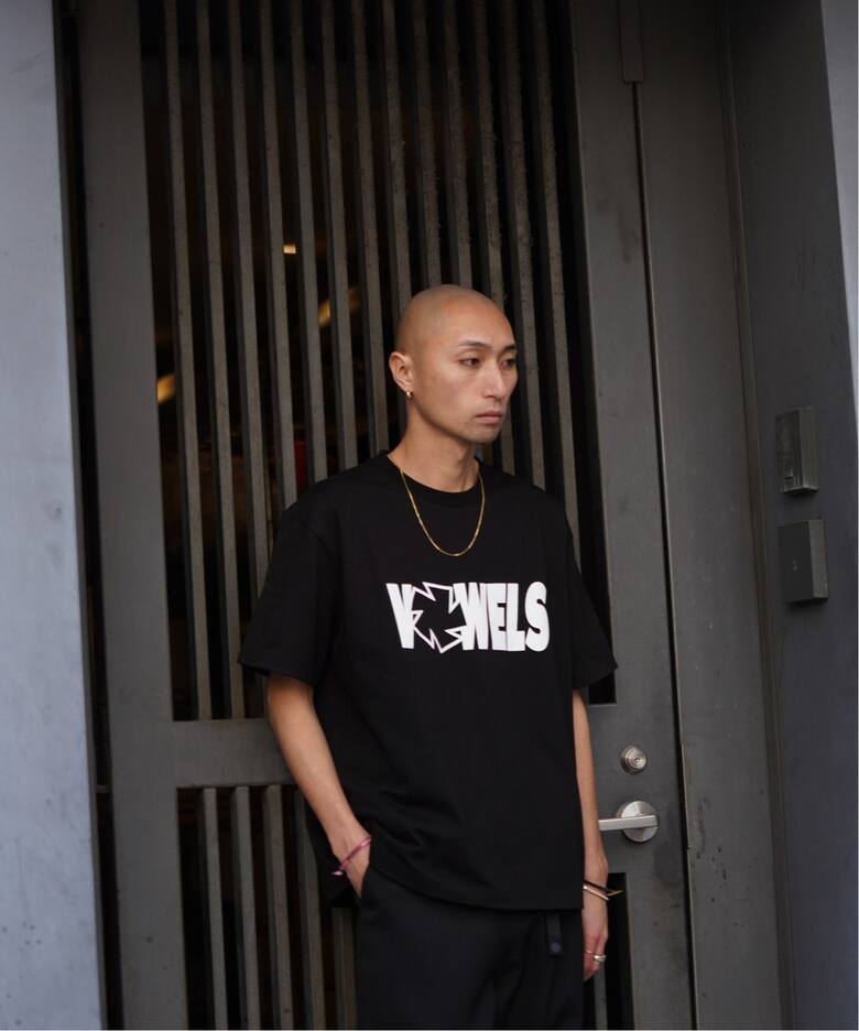 【vowels/バウルズ】 ICON SPELL OUT TEE VO-25SS -T003（Tシャツ／カットソー）｜WISM（ウィズム）の ...