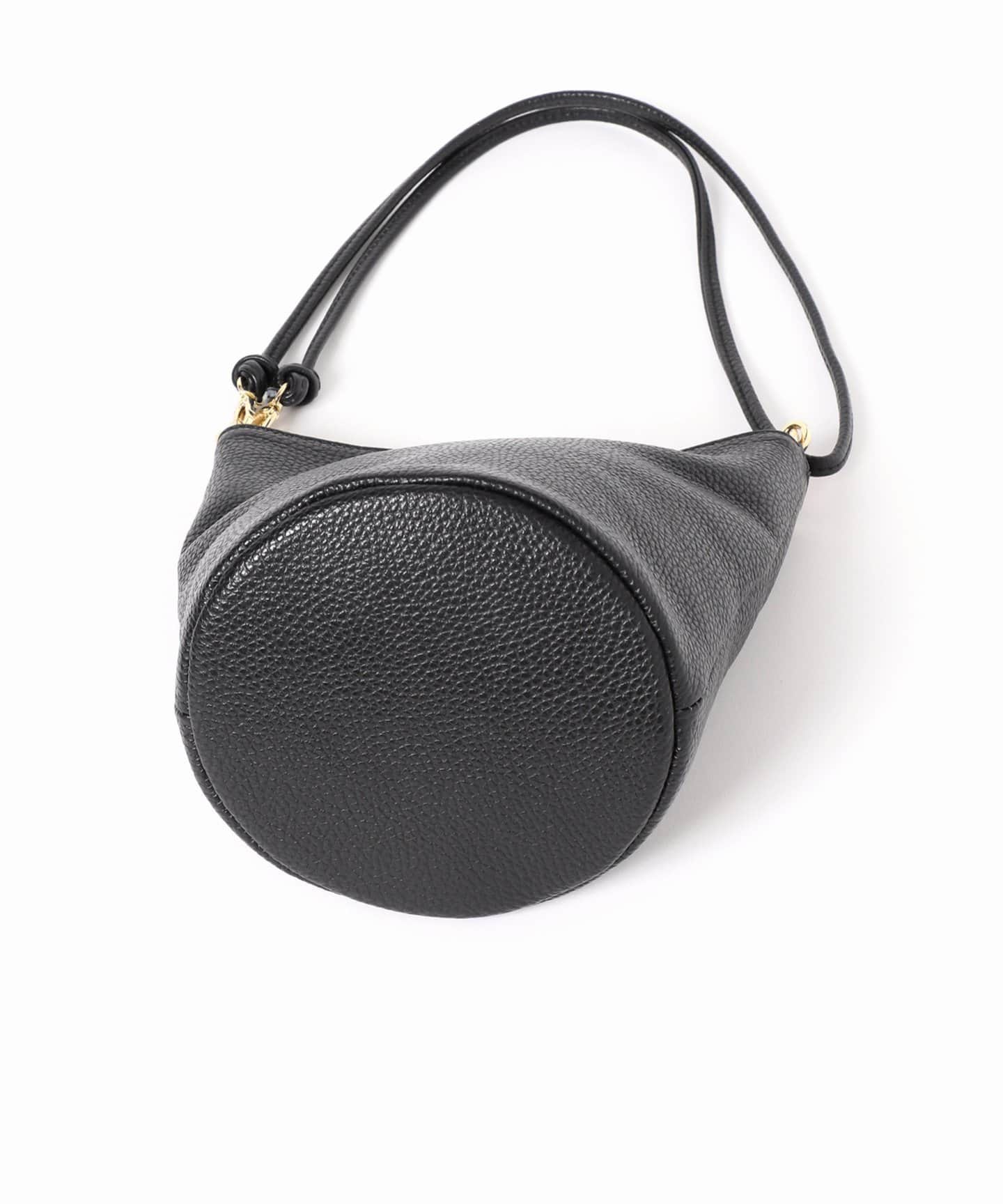 AULENTTI/オウレンティ】チェーンレザーBAG（ショルダーバッグ