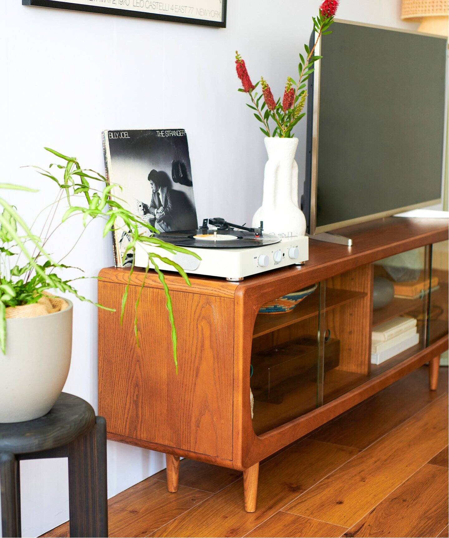 《大型商品》AROS TV BOARD /アロス テレビ ボード（収納家具）｜JOURNAL STANDARD FURNITURE（ジャーナルスタンダード ファニチャー）の通販｜BAYCREW ...