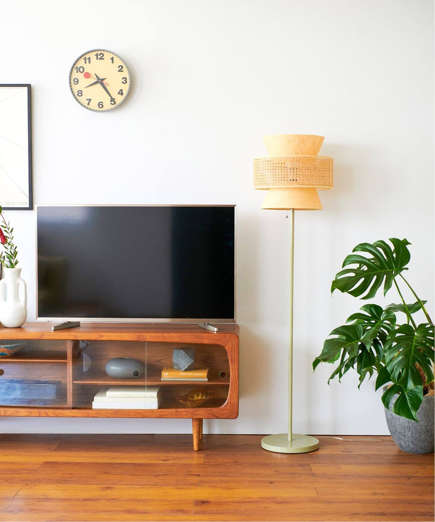 《大型商品》AROS TV BOARD /アロス テレビ ボード（収納家具）｜JOURNAL STANDARD FURNITURE（ジャーナルスタンダード ファニチャー）の通販｜BAYCREW ...